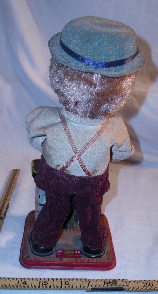 CHARLIE WEAVER BARTENDER TIN BATTERY TOY ROSKO JAPAN 1962 | eBay