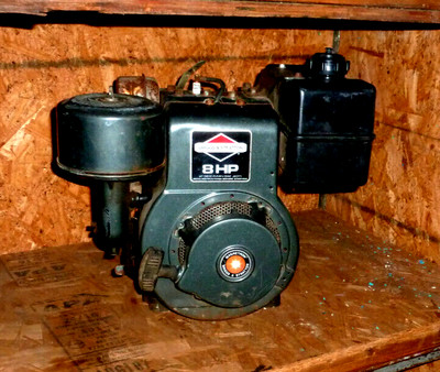 Vintage Briggs & Stratton NOS 8 hp with -1 inch output shaft/model ...