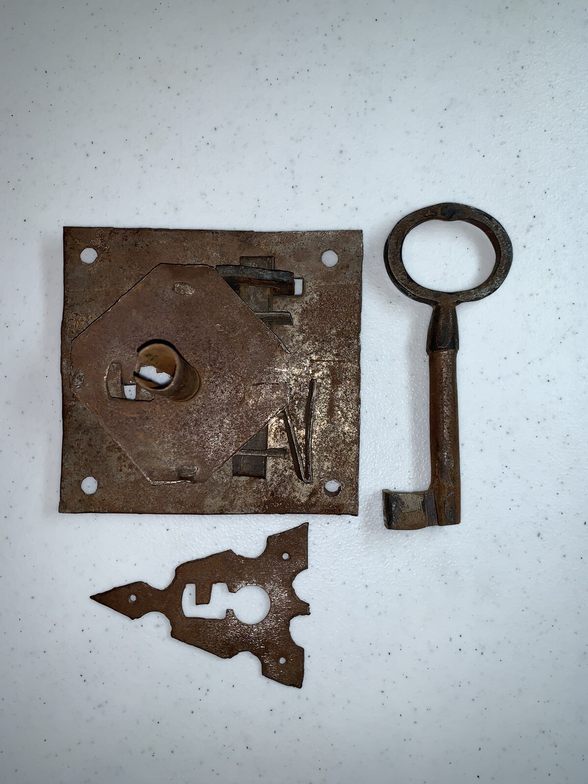 ANTIQUE LOCK W/ KEY. WROUGHT IRON FORGED, LOCK MECHANISM | eBay