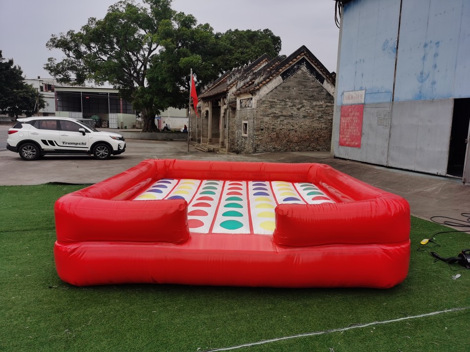 Giant Inflatable Twister Game Inflatable Twister Mattress Game For ...