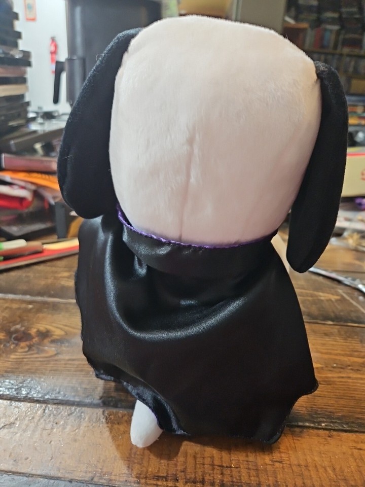 Hallmark Halloween Peanuts Snoopy Vampire Cape Pumpkin Plush Toy | eBay