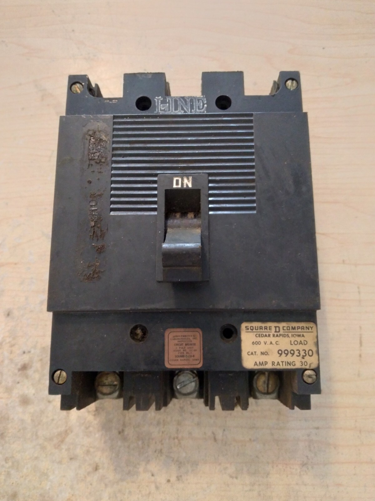 USED SQUARE D ML1 999330 3 POLE 30 AMP 600 VOLT CIRCUIT BREAKER - 3 ...