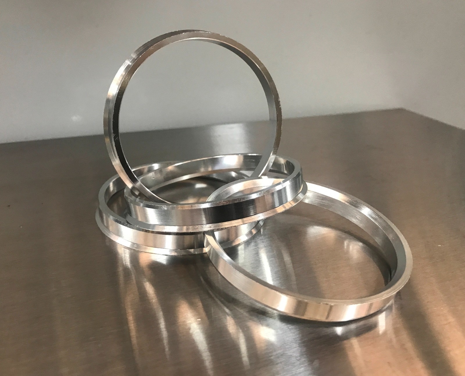 Aluminium Hub Centric Rings fits VOLKSWAGON TRANSPORTER T3 66.6mm to 73 ...