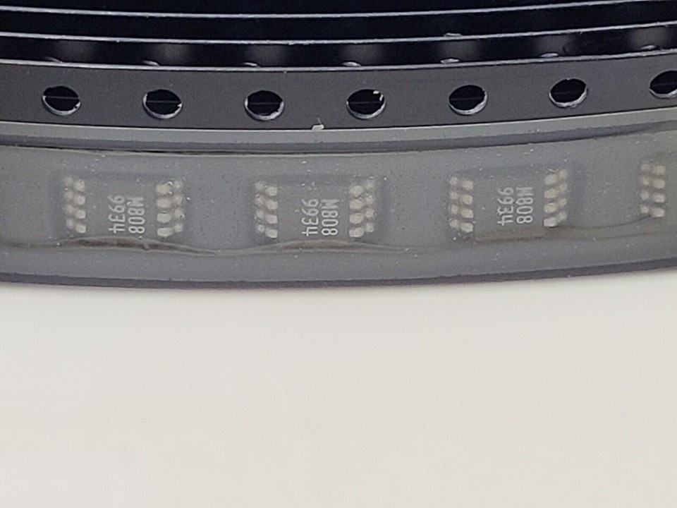 (25 PCS) MRFIC1808DMR2 MOT RF Amp Chip Single GP 2.1GHz 4.5V 8-PIN | eBay