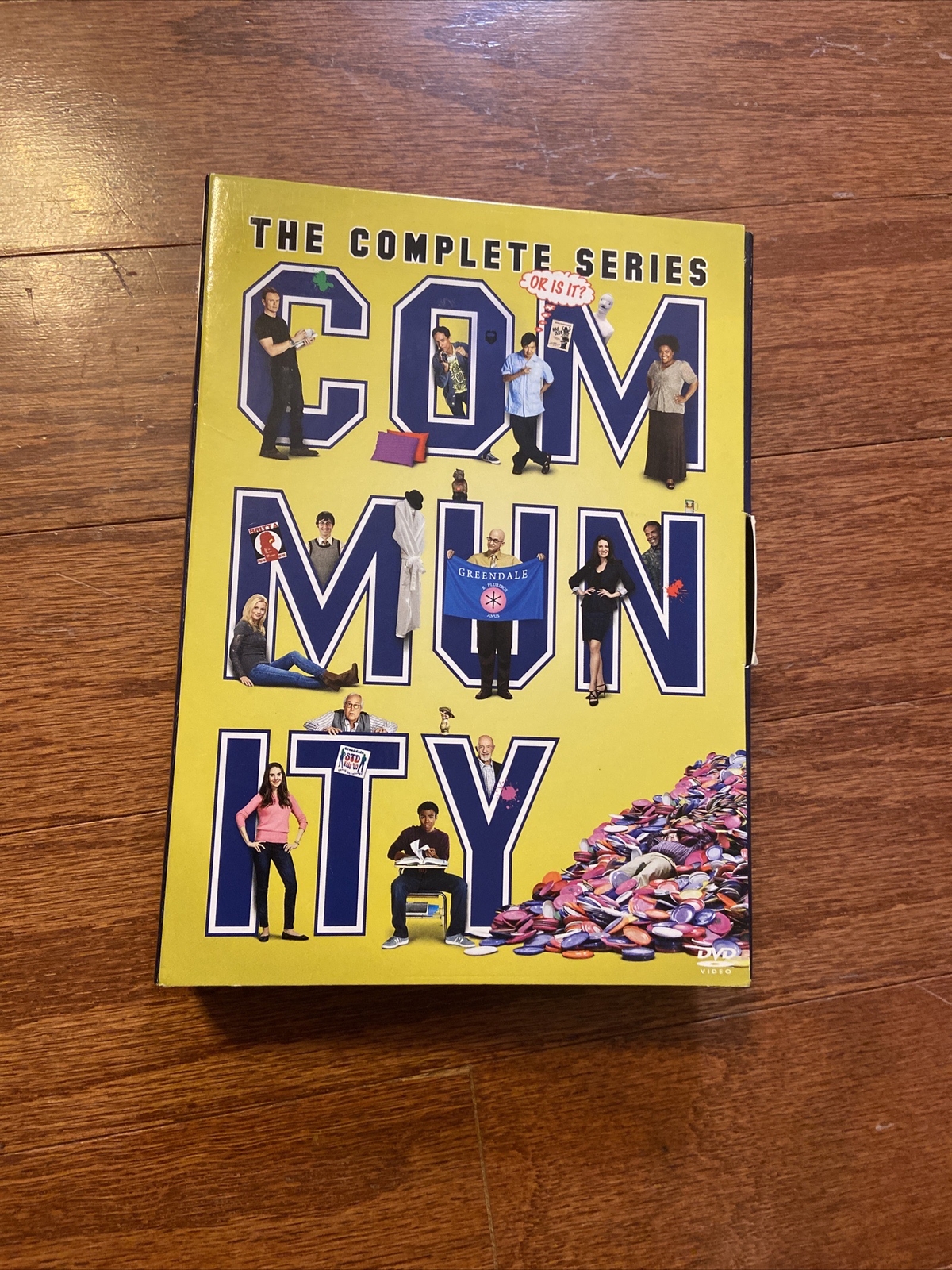 Community: The Complete Series (DVD, 2016, 17-Disc Set, Includes ...