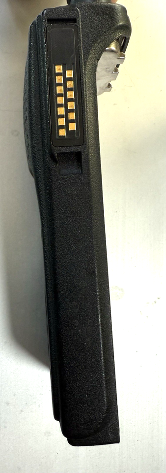 MOTOROLA XTS 5000 MODEL 3. 700/800 H18UCH9PW7AN FPP/ADP | eBay