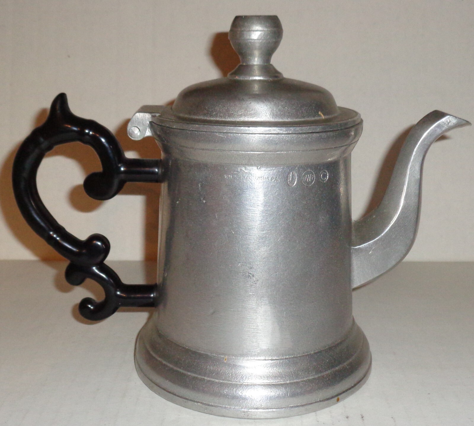 Vintage Wilton Pewter Coffee Pot Hinged Lid Black Handle Country Ware ...
