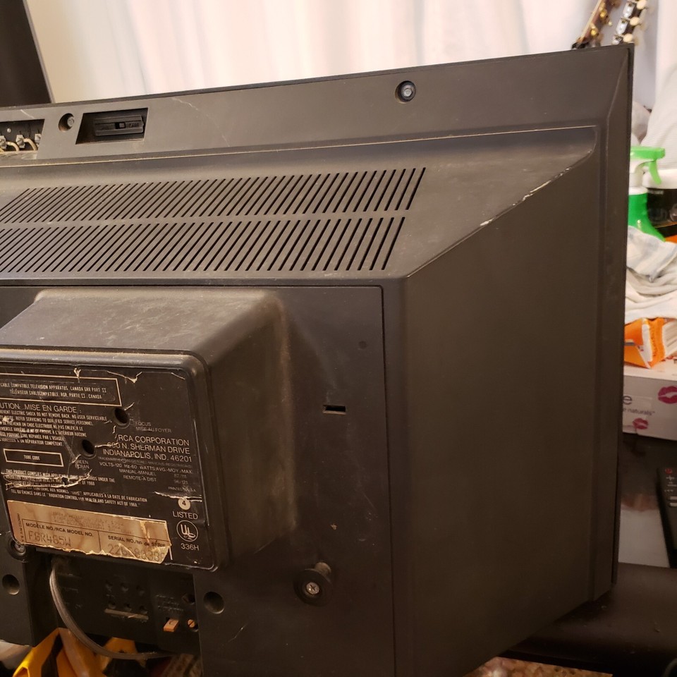 Vintage RCA 20" TV Old School Gaming TV Color FW65R70F Colortrak ...