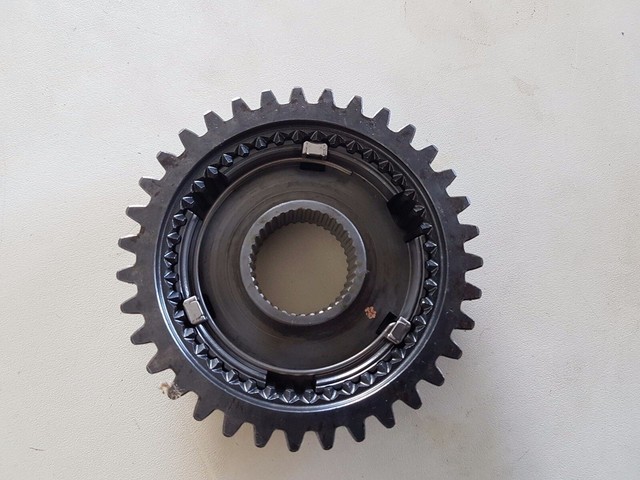 VW Schaltmuffe 5te Gang 02J311241F für 02b Getriebe online kaufen | eBay