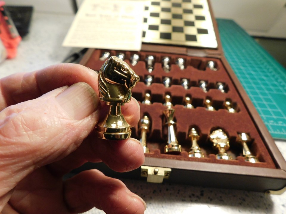 Pacific Game Co. Pleasantime Classic Heavy Metal Gold & Silver Chess ...