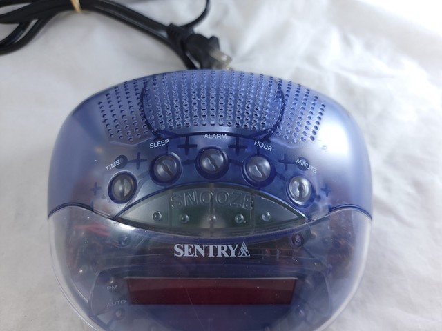 Vintage SENTRY AM/FM Digital Alarm Clock Radio See Through Clear Model ...