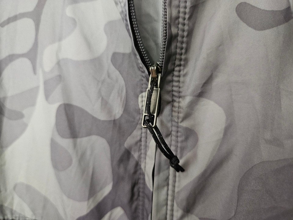 Patagonia Light & Variable Mens Hooded Camo Jacket L RARE | eBay UK