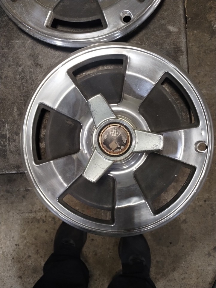 1966 Chevrolet Corvette Wheel covers Set Spinner Hub caps 66 Hub Caps ...