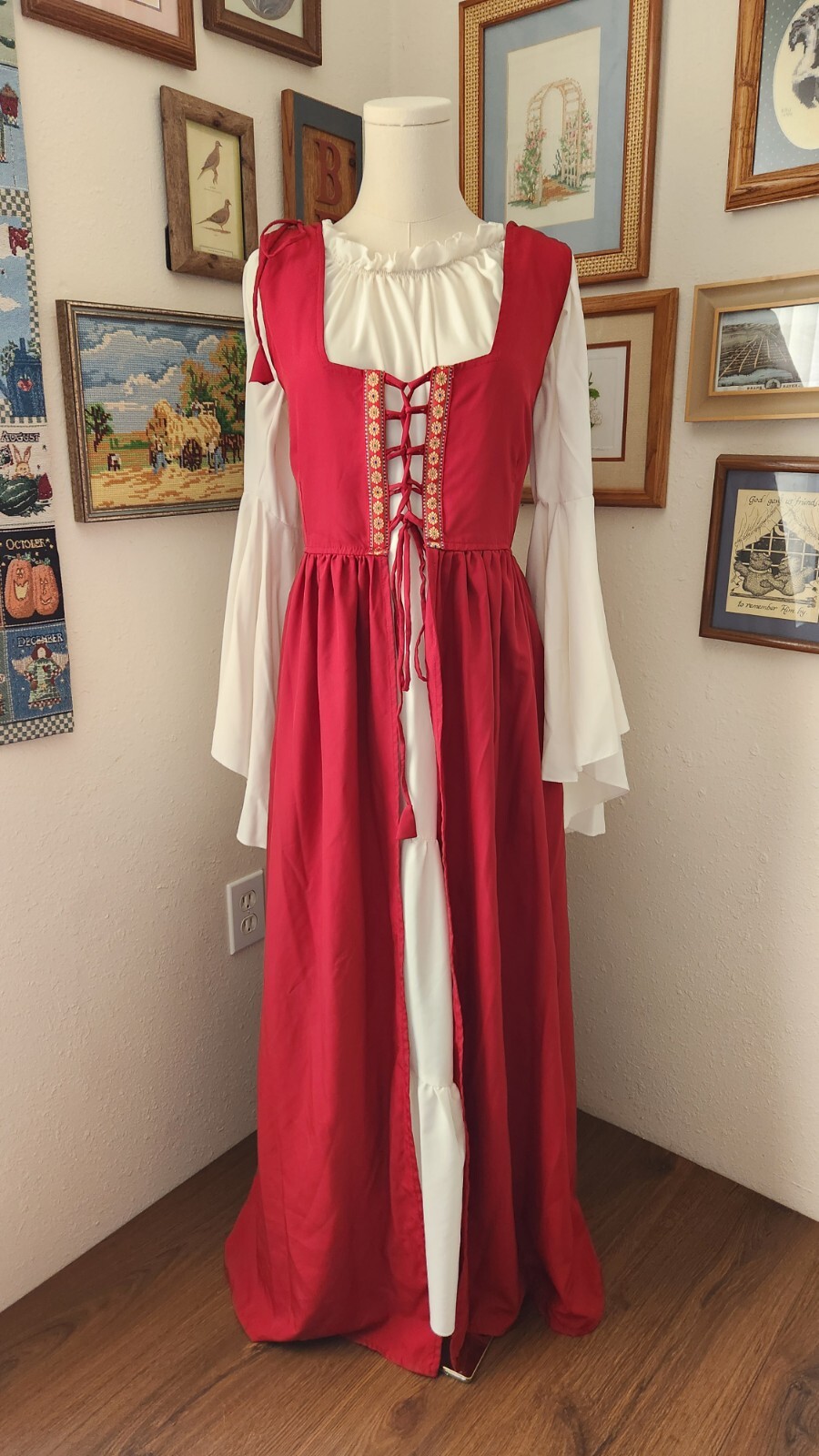 Red Medieval Irish Costume Dress Renaissance Faire R… - Gem