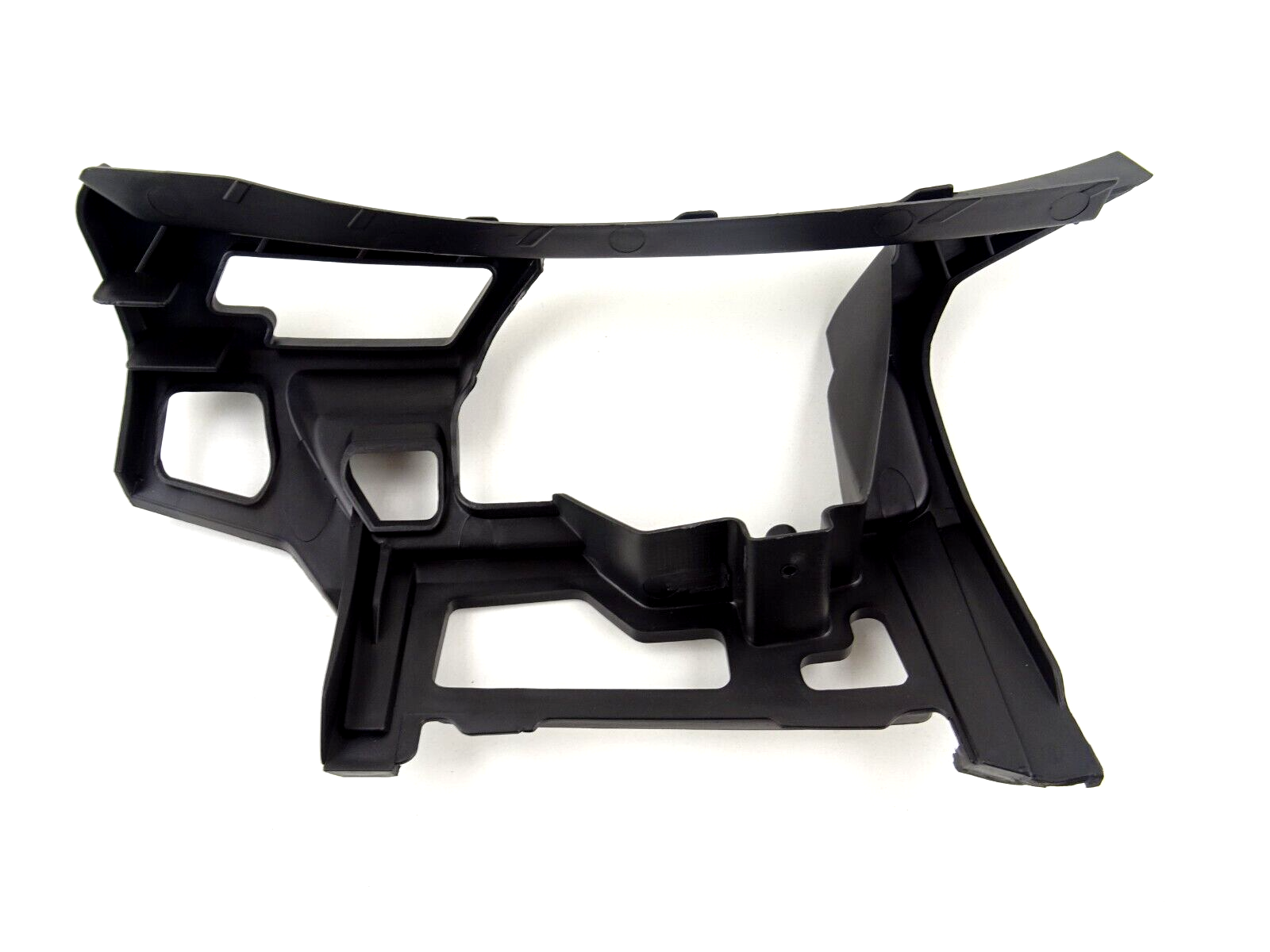VW Golf MK6 2009- 2013 Right Front Bumper Bracket Outer 5K0807724B ...