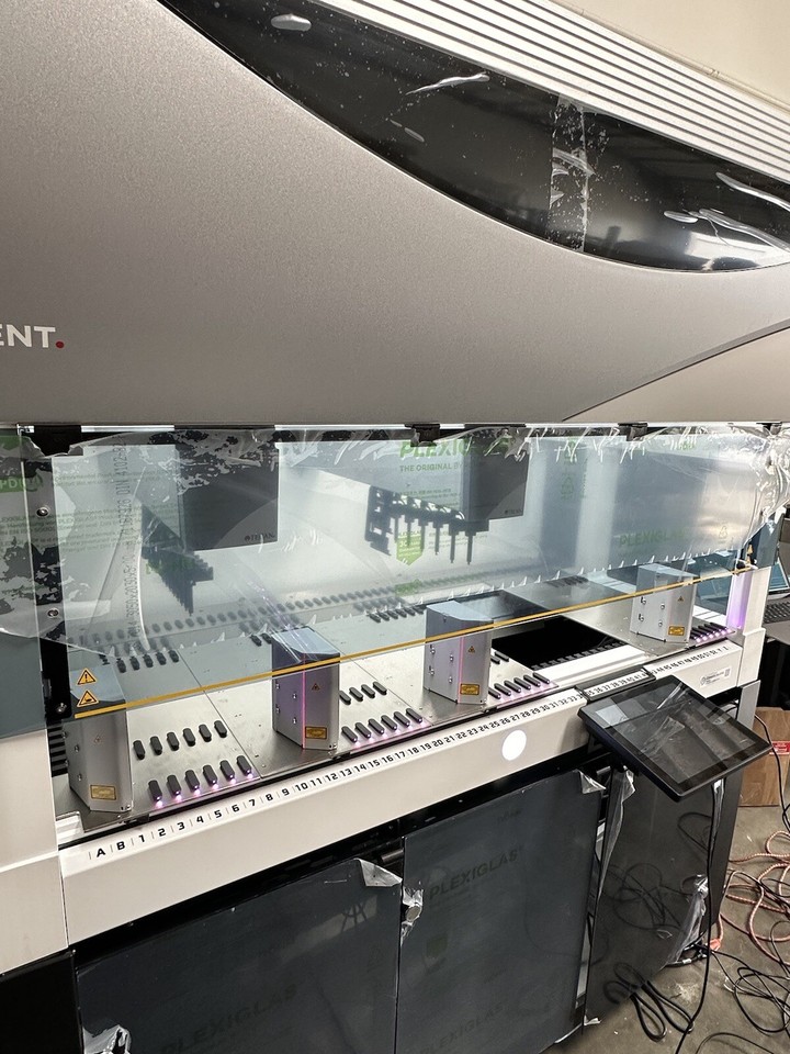 BRAND NEW Tecan Instrument Fluent 780 Liquid Handling Unit (2022) | eBay