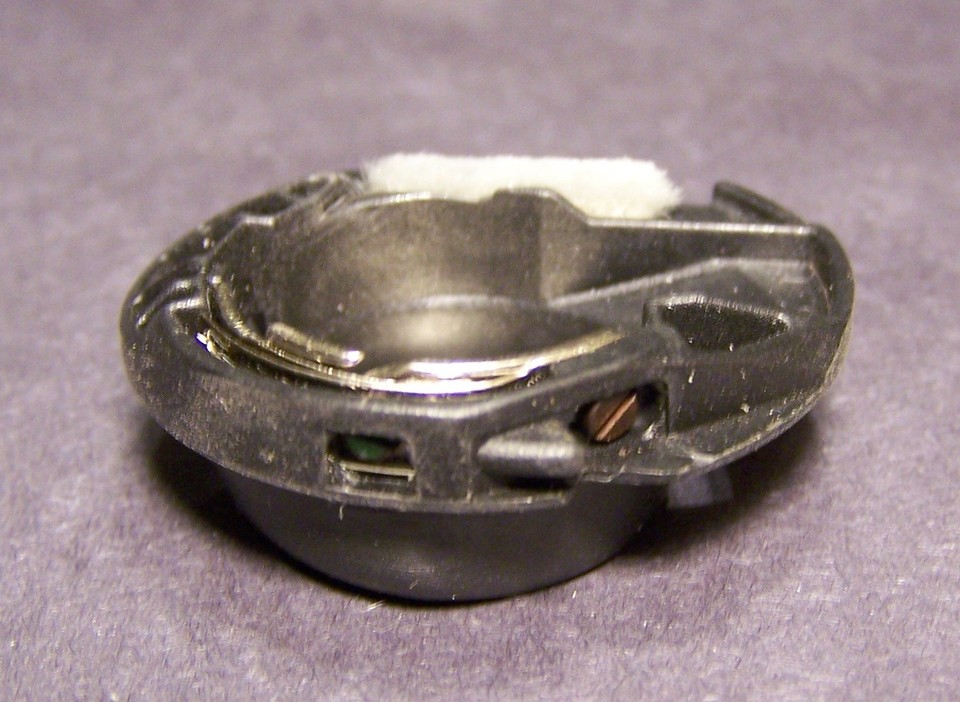 BOBBIN CASE Brother NV1200 NV1500 NV1500D NV2500D NV4000 NV4000D ...