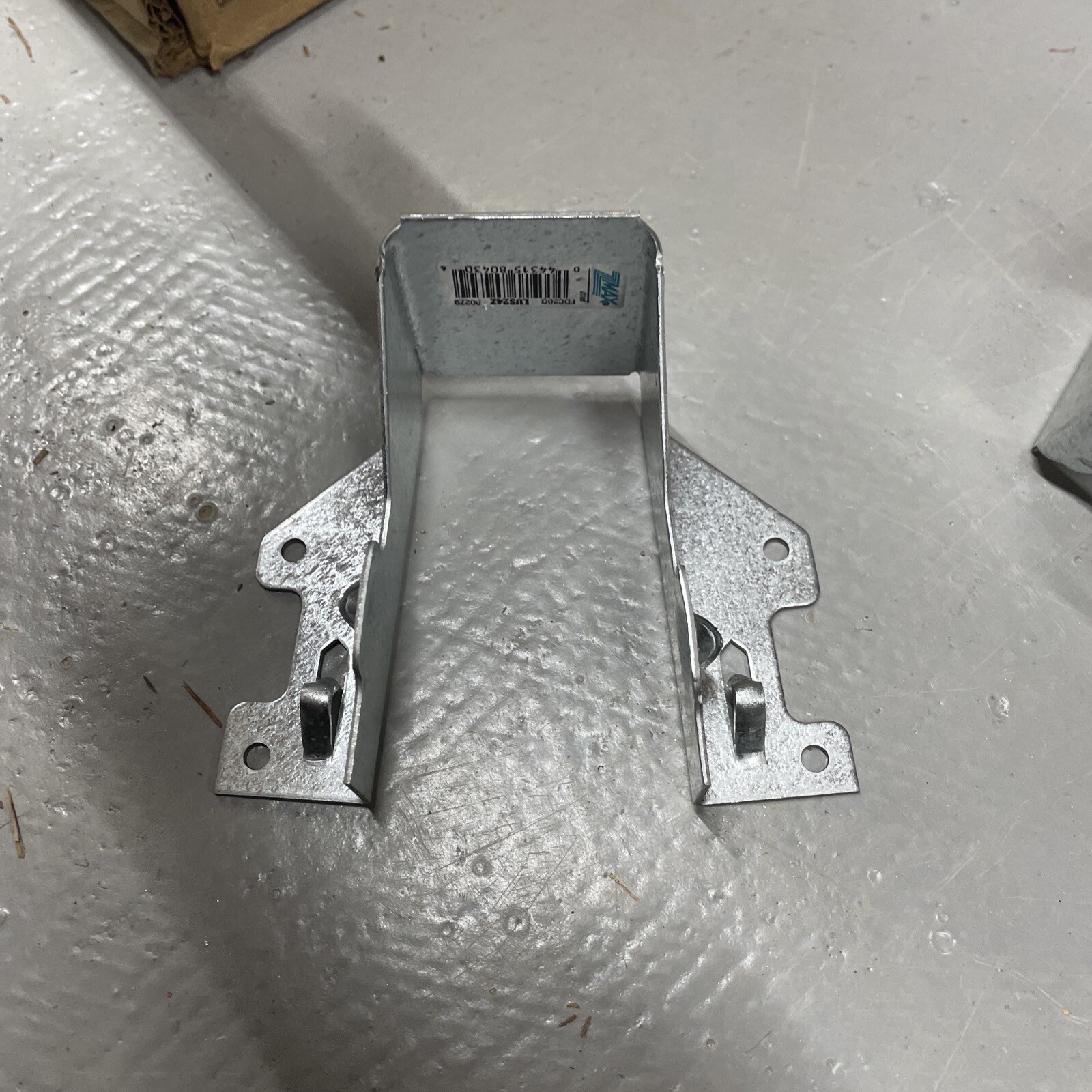 Simpson Strong-tie ZMAX Steel 2 X 4 In. 18 GA Joist Hanger LUS24Z - 1 ...