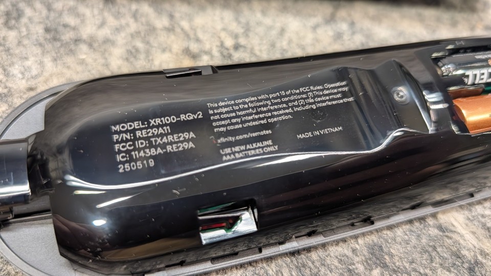 Xumo Xfinity Comcast XR100-RQv2 Voice Remote Control Genuine OEM 🔥New🔥 ...
