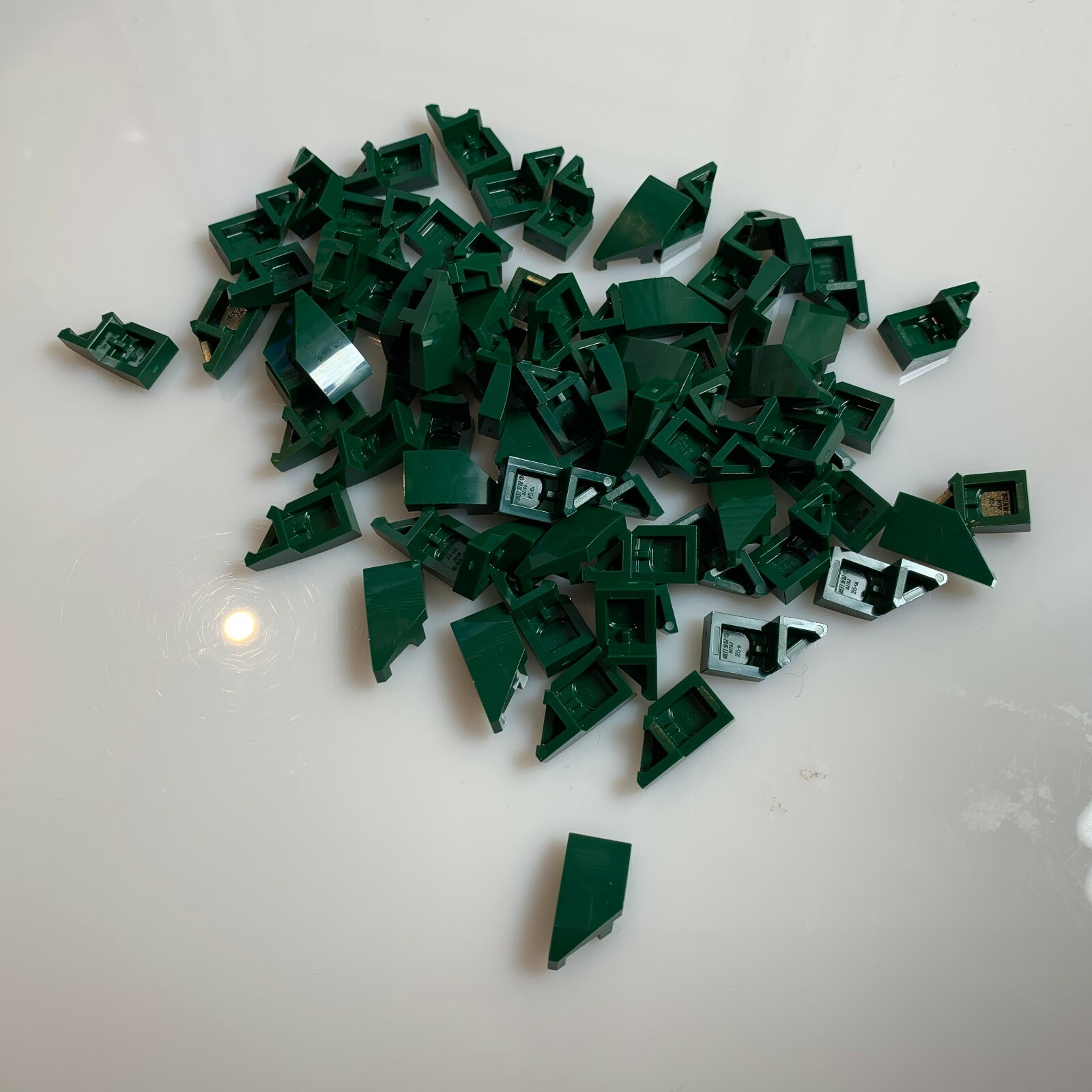 75 per lot NEW LEGO Earth Green Left Plate 1X2 W/ Bow, 45 Deg. Cut ...