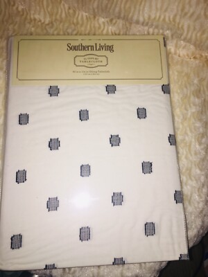 Southern Living Tablecloth Oblong NEW 60 X 104 Farm house Navy Accent ...