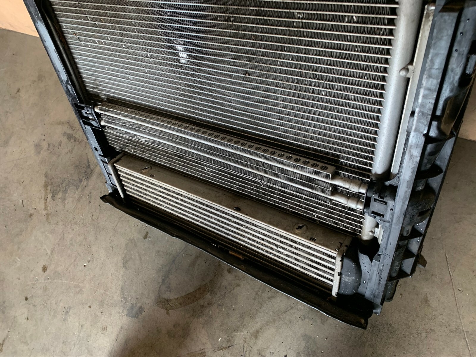 BMW 07-13 E90 E92 E82 FRONT RADIATOR COOLING CONDENSER FAN ASSEMBLY OEM ...