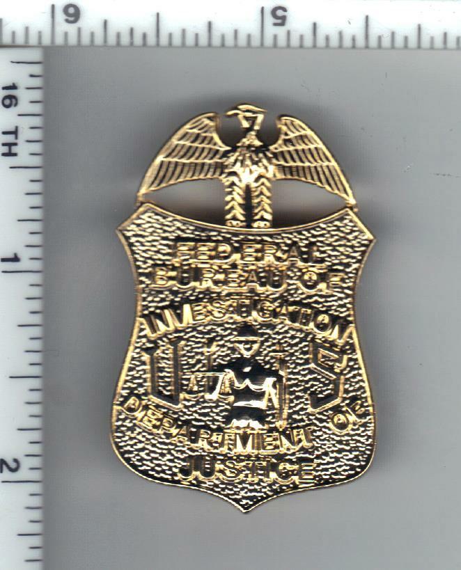 FBI Novelty 1-inch Mini Pin (sold at the Academy Gift Shop) | eBay