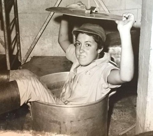 REAL PHOTO 1950s ISRAEL ARMY IDF FEMALE SOLDIER GIRL LAUGHING KITCHEN ...