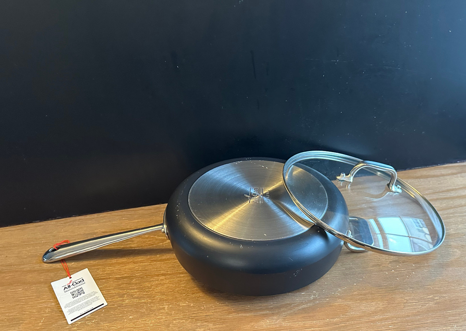 All-Clad HA1 Hard Anodized Nonstick PFOA Free 4 Qt.Saute Pan W/lid new ...