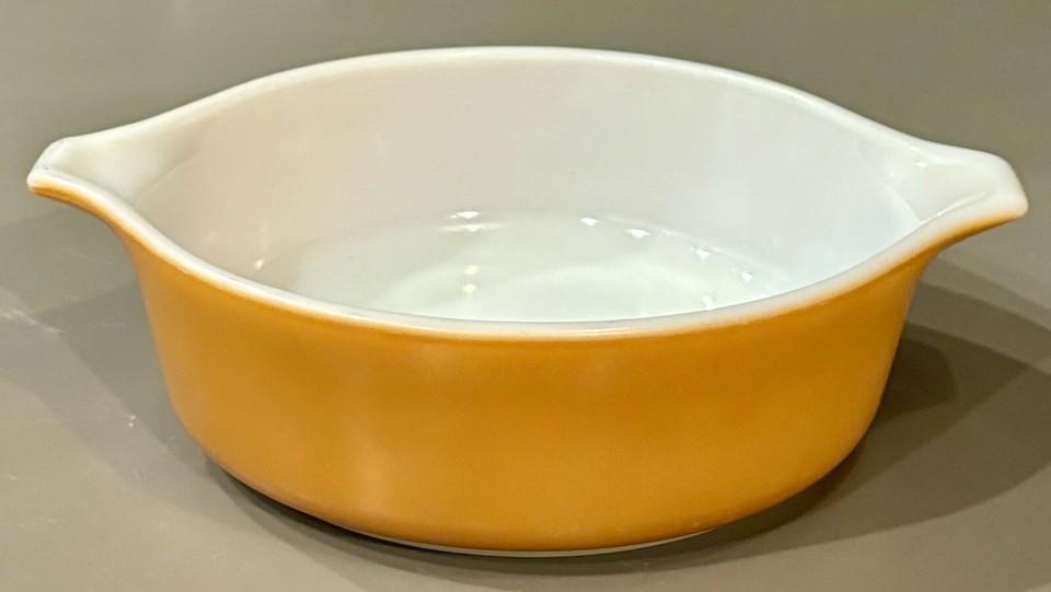 VTG #471 PYREX Old Orchard Caramel Orange Bake Serve Store Casserole | eBay
