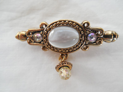 Lovely AAI gold tone w/rhinestones brooch, pin signed | eBay
