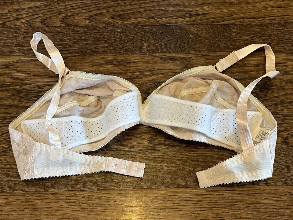 NEW Vintage 1960's Sculptress Peachy Pink Lace & Satin Nylon Bra Style ...
