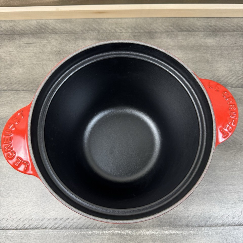 Le Creuset Enameled Cast Iron Rice Pot W/Lid Red 2 1/4-qt. cap. Scuffs ...