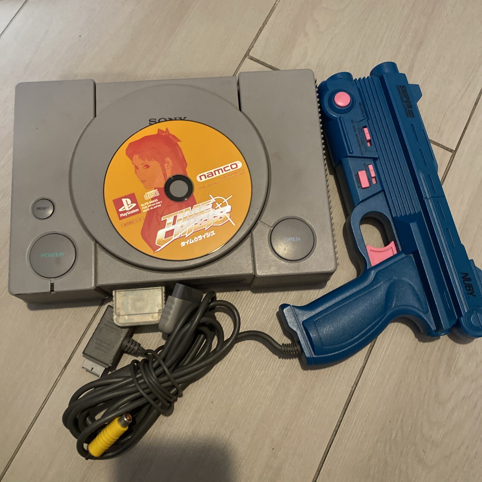 PS1 With Nuby Sniper Recoil Vibration Playstation Gun & Time Crisis ...