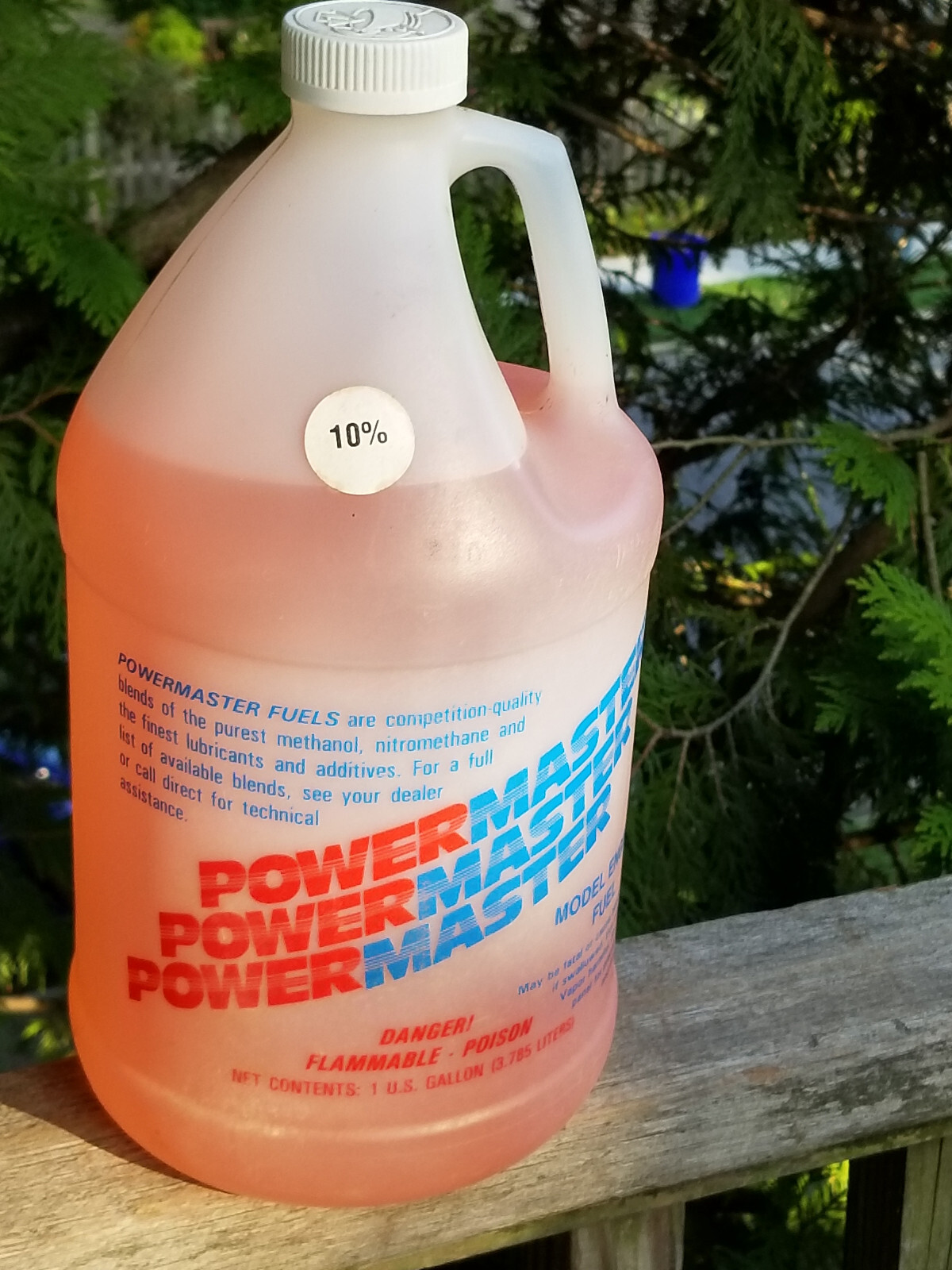 VINTAGE POWERMASTER MODEL ENGINE FUEL ALMOST A GALLON | eBay