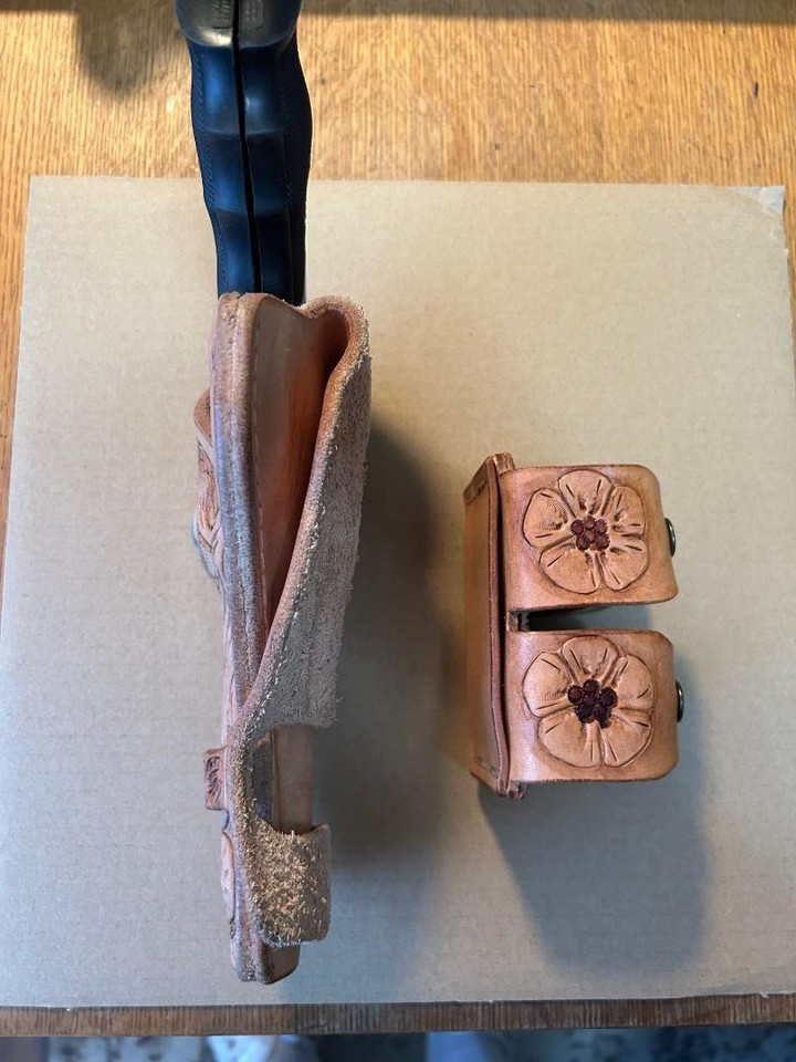 Rock Island Arms M200 revolver skirt holster & speedloader set- left ...