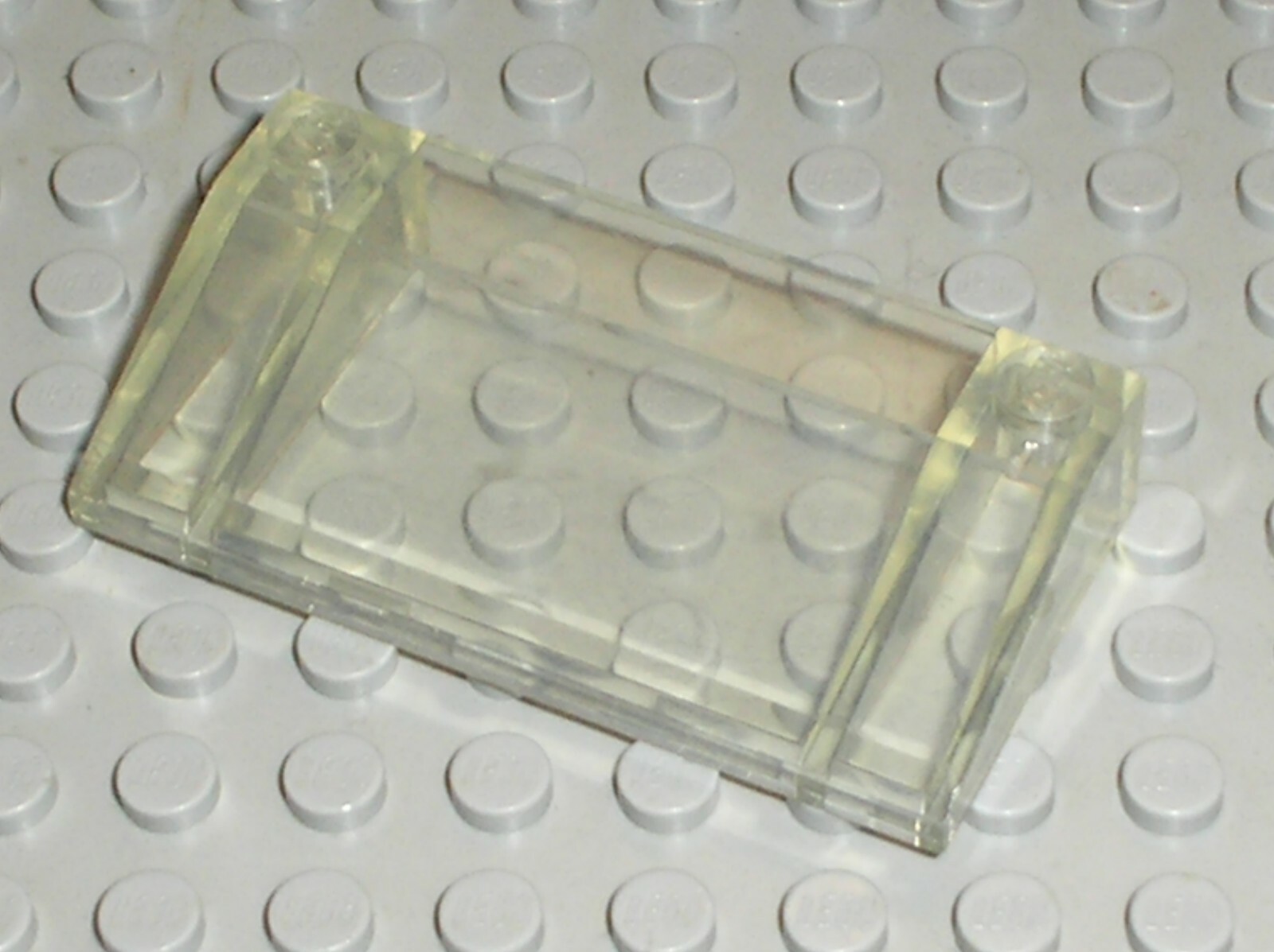 LEGO Clear window ref 3939 / Set 6364 722 733 4501 10041 6390 7110 7745 ...