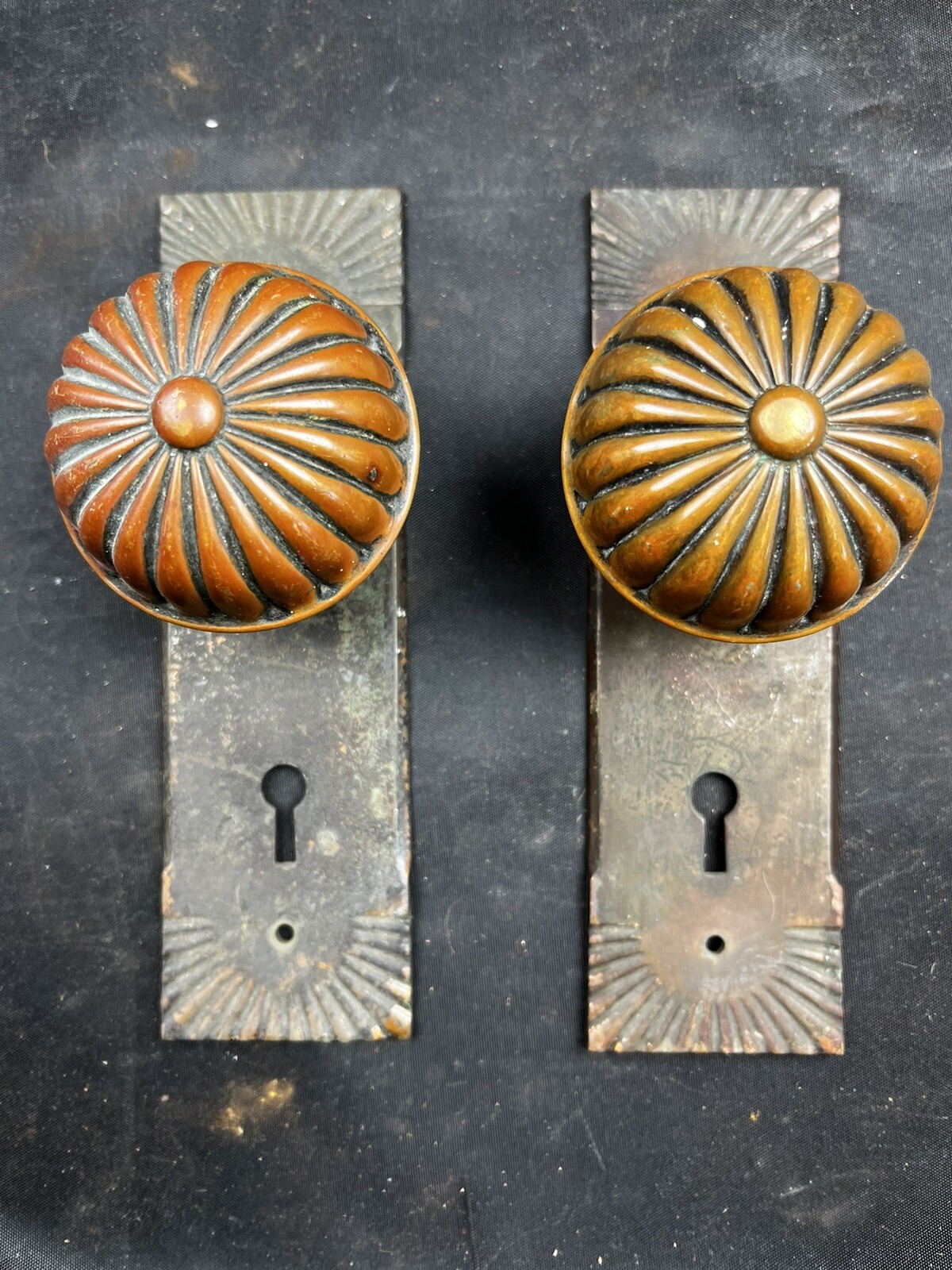 Reading Falmouth Door Knobs And Backplates Square Body | eBay