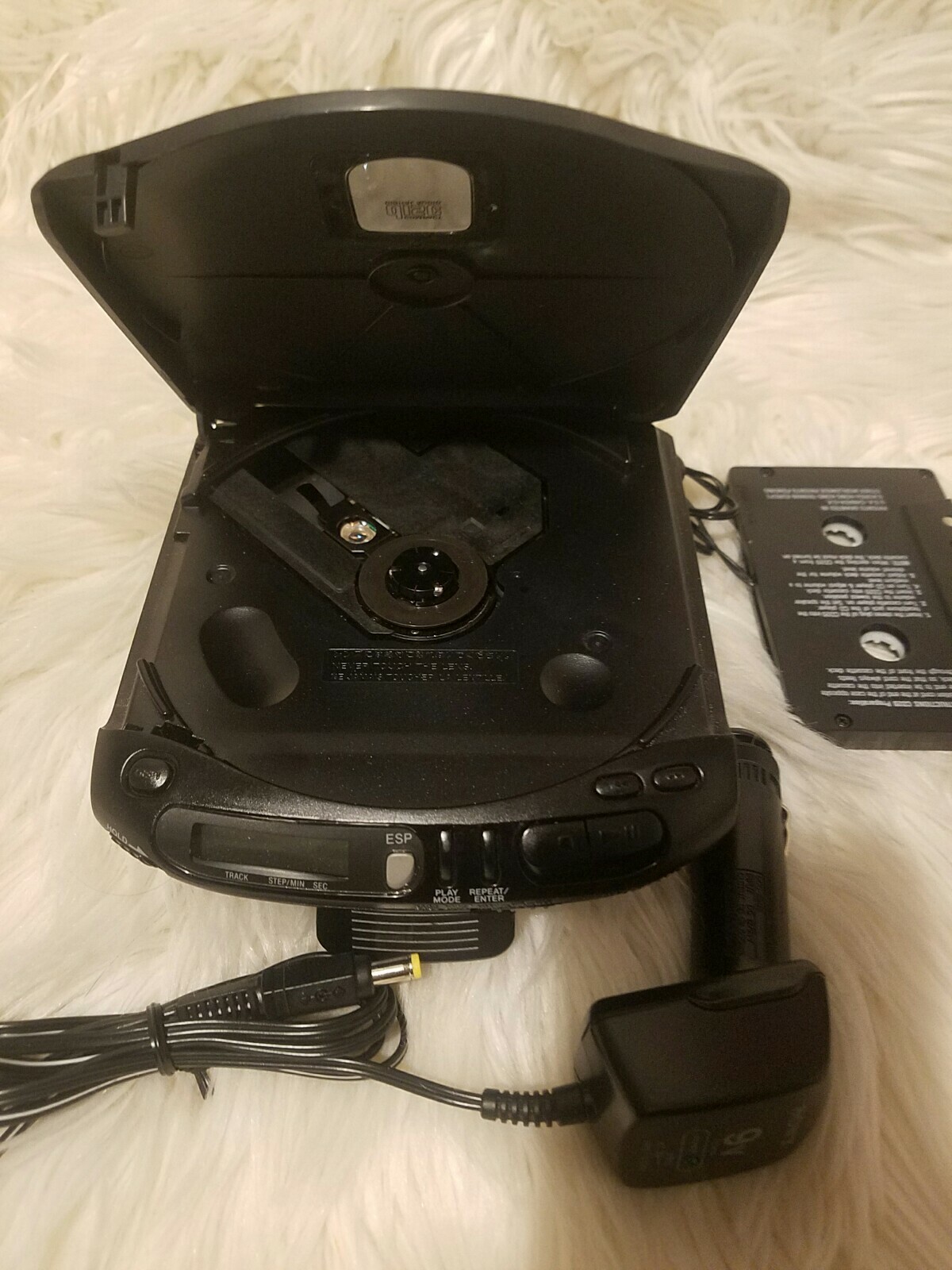 Sony Discman ESP Portable CD Player antishock damper car kit D-232 ...