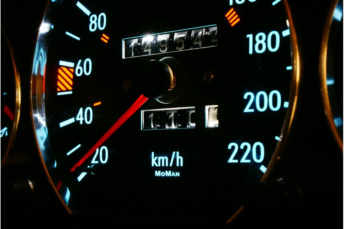 Mercedes W124 design 2 glow gauge plasma dials speedometer glow shift ...