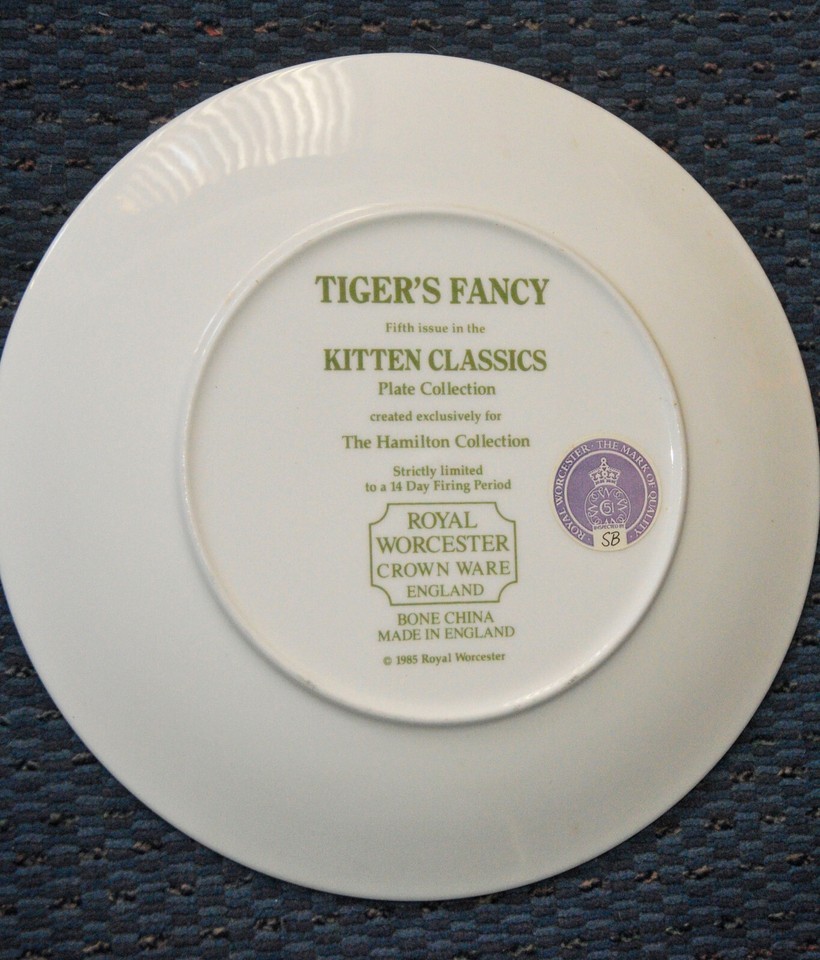 RARE Tigers Fancy Kitten Classics Royal Worchester Crown Ware CAT ...