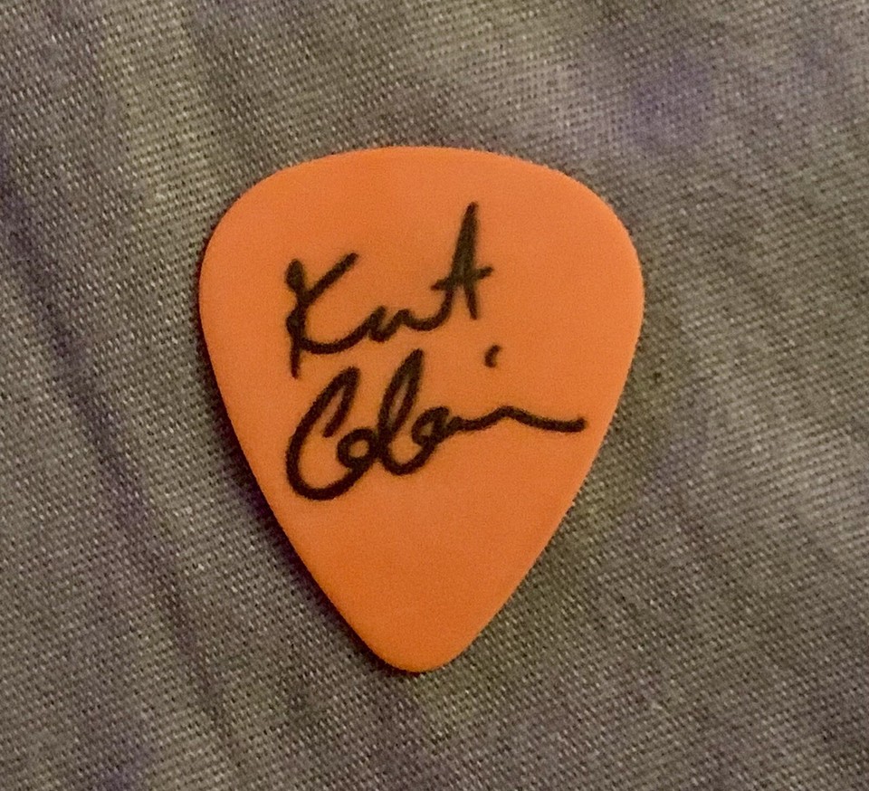 KURT COBAIN Custom SIGNATURE Guitar Pick NIRVANA🔥Jim Dunlop TORTEX .60 ...