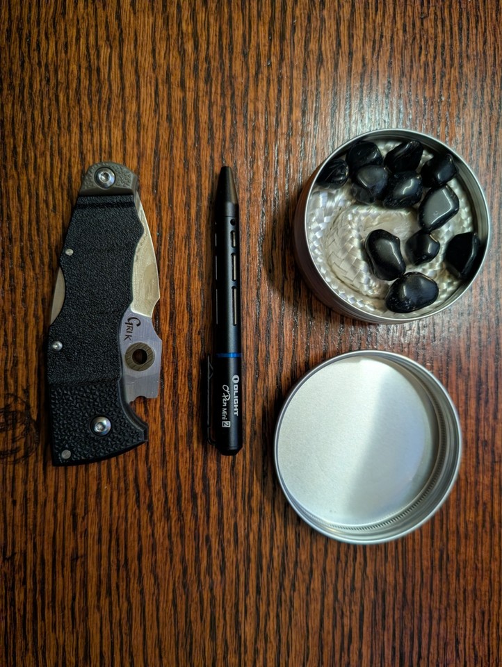 Cold Steel Knives Grik Lockback Sharpening Stone OLIGHT O'Pen Mini ...