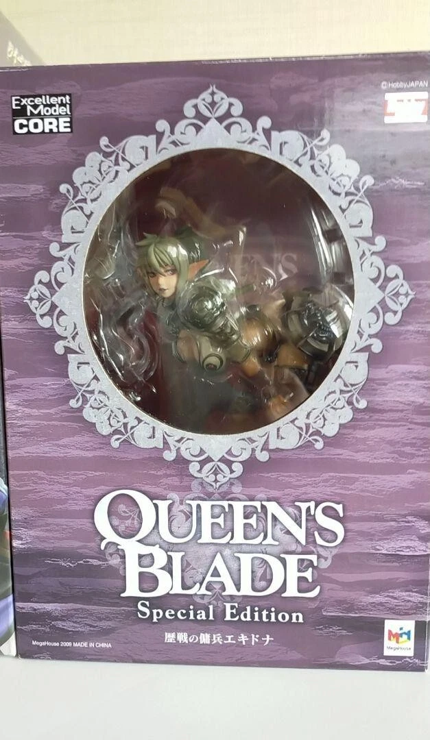 Queens Blade Echidna Figure