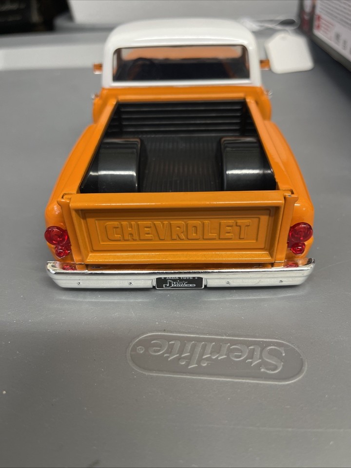 1:24 Jada 1969 Chevrolet C10 Stepside Custom Two-Tone Orange White No ...