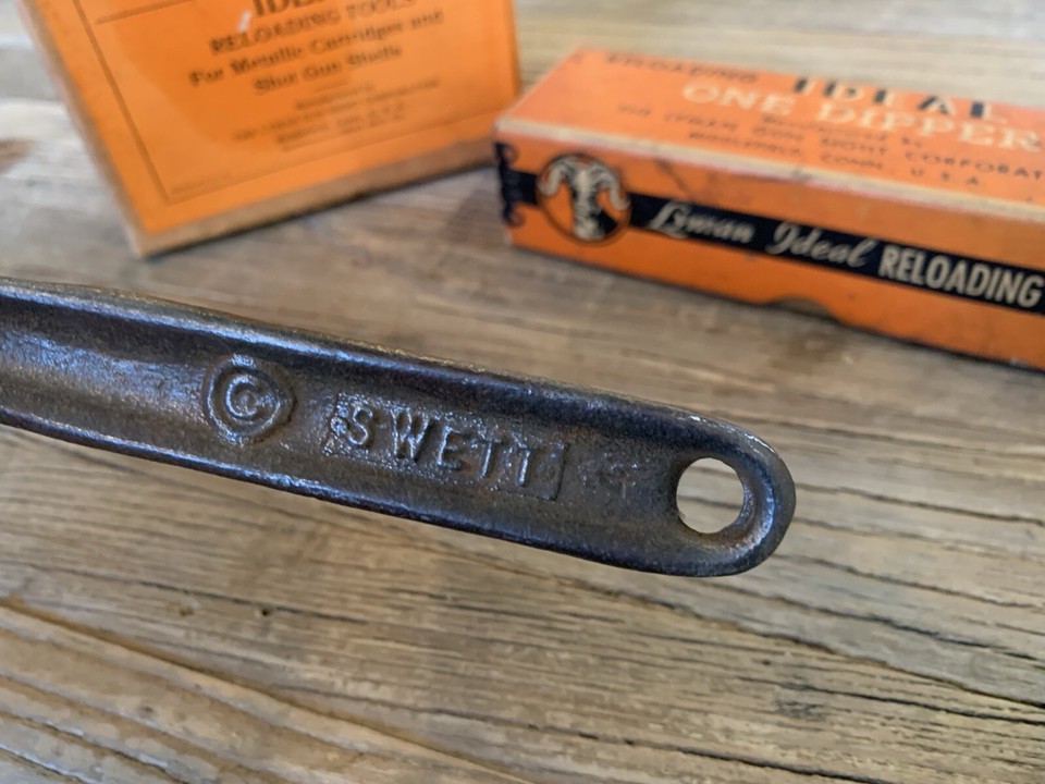 Vintage Lyman IDEAL Melting Pot, Ladles, Reloading Casting Lead 400 RB ...