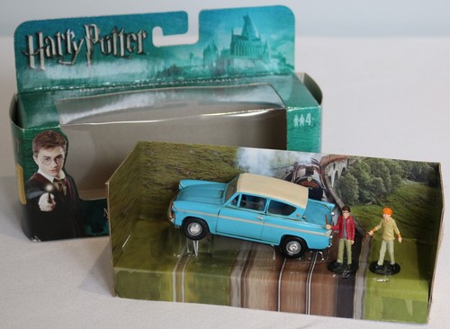 Corgi Harry Potter Mr Weasley's Ford Anglia Die Cast Metal Collectable ...