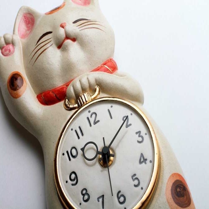 Manekineko Japanese White Lucky Cat Pendulum Wall Clock Pottery Seto ...