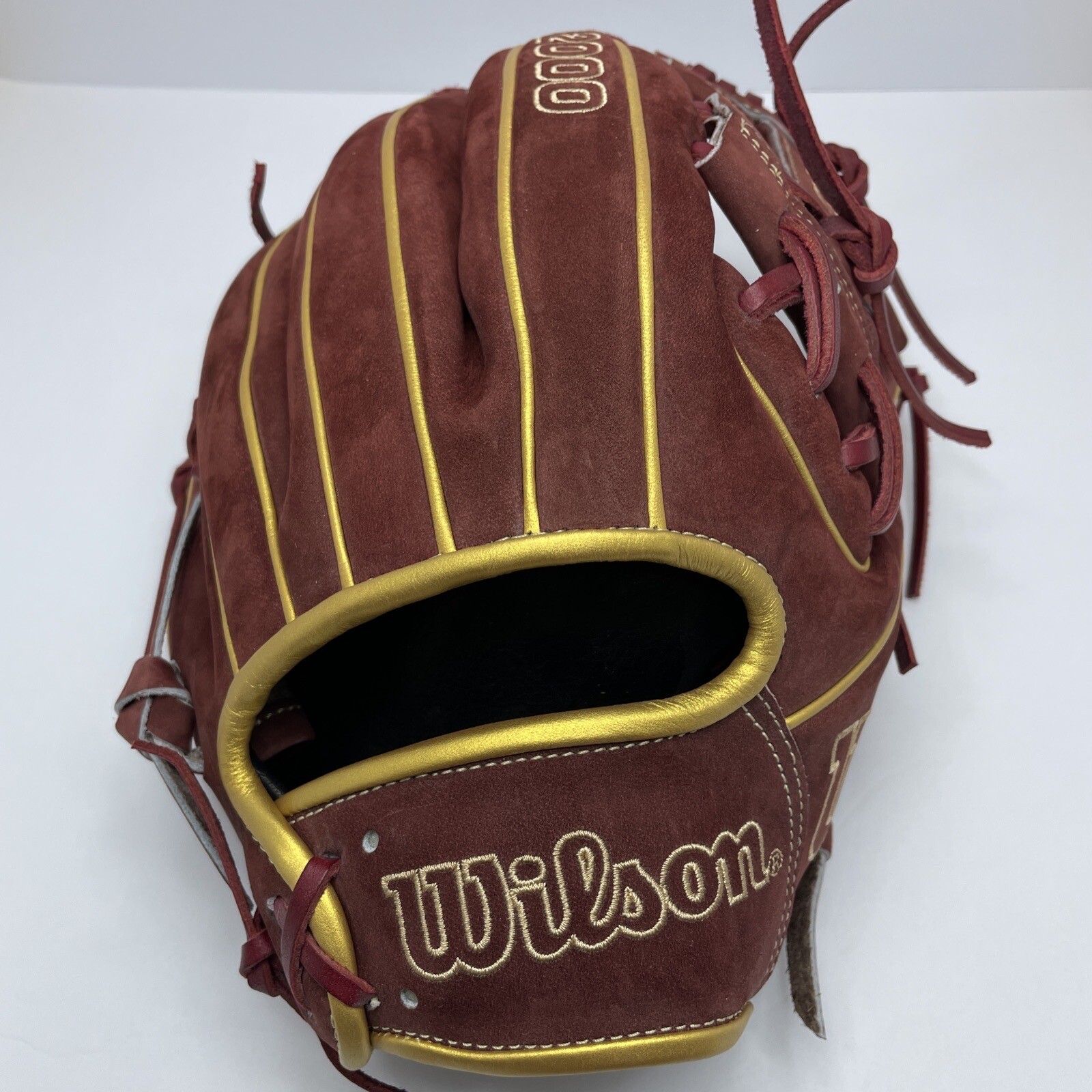 Wilson A2000 Red & Gold Suede 1975, 11.75” GOTM Baseball Glove, RHT | eBay