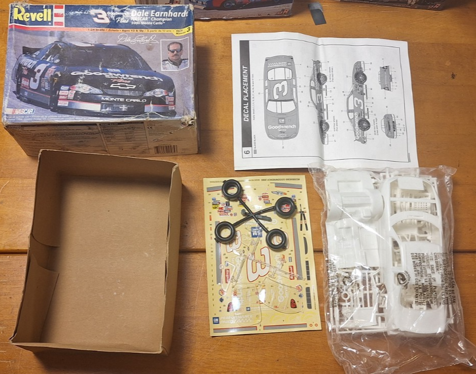 Lot of 6 NASCAR Model Car Kits – Dale Earnhardt, Richard Petty, Bobby ...